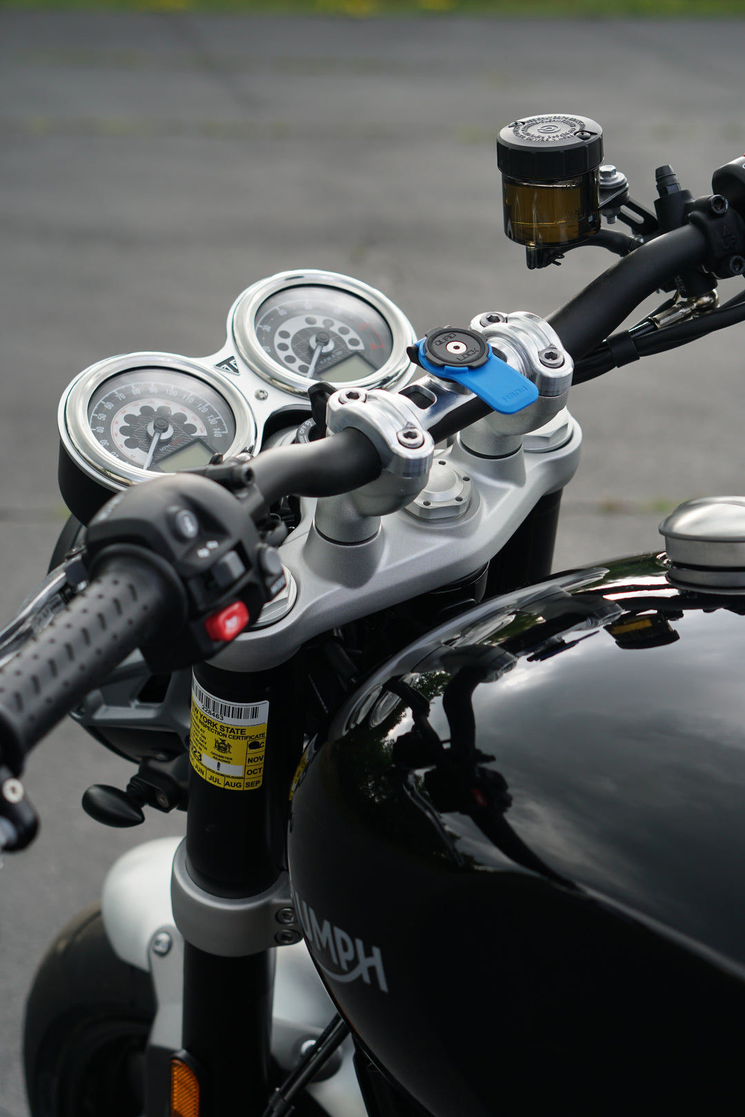 Triumph Speed Twin - Quad Lock Handlebar Machined Top Clamp Mount - Br ...