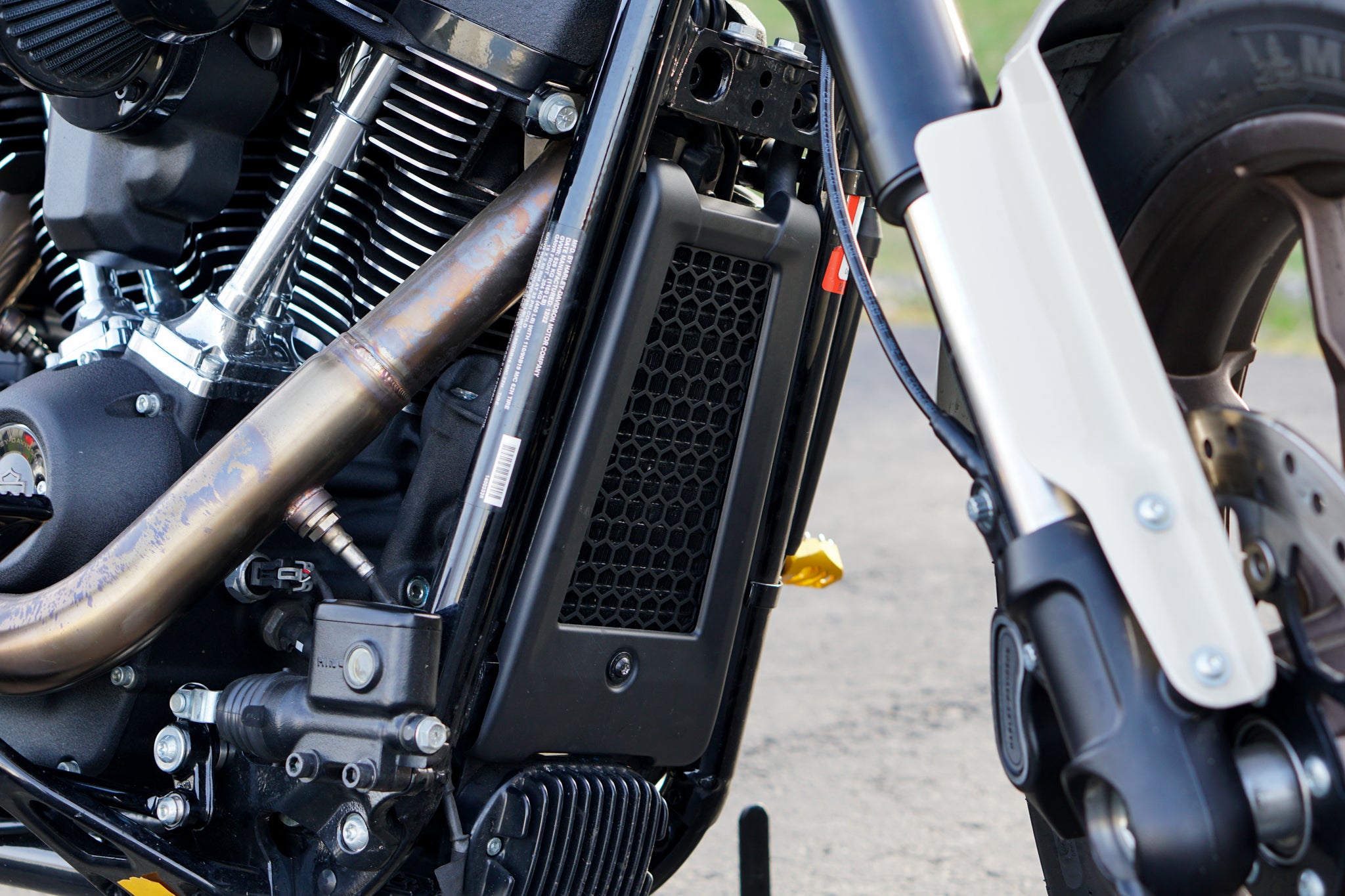 Harley M8 2020+ Softail Oil Cooler Guard (Black Powder Coat) – Brogue ...