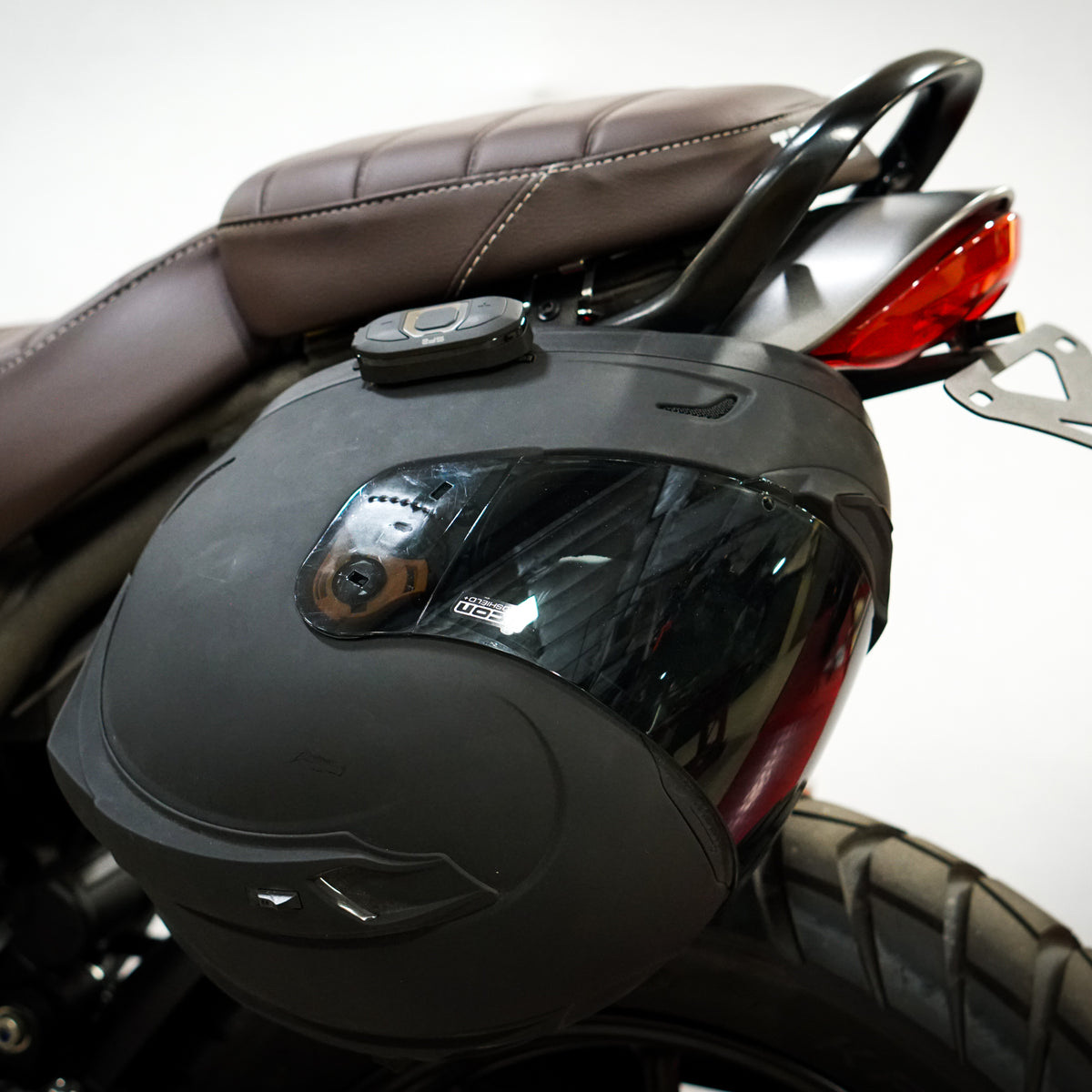 Triumph Speed 400 & Scrambler 400 Helmet Hook (lock) – Brogue Motorcycles
