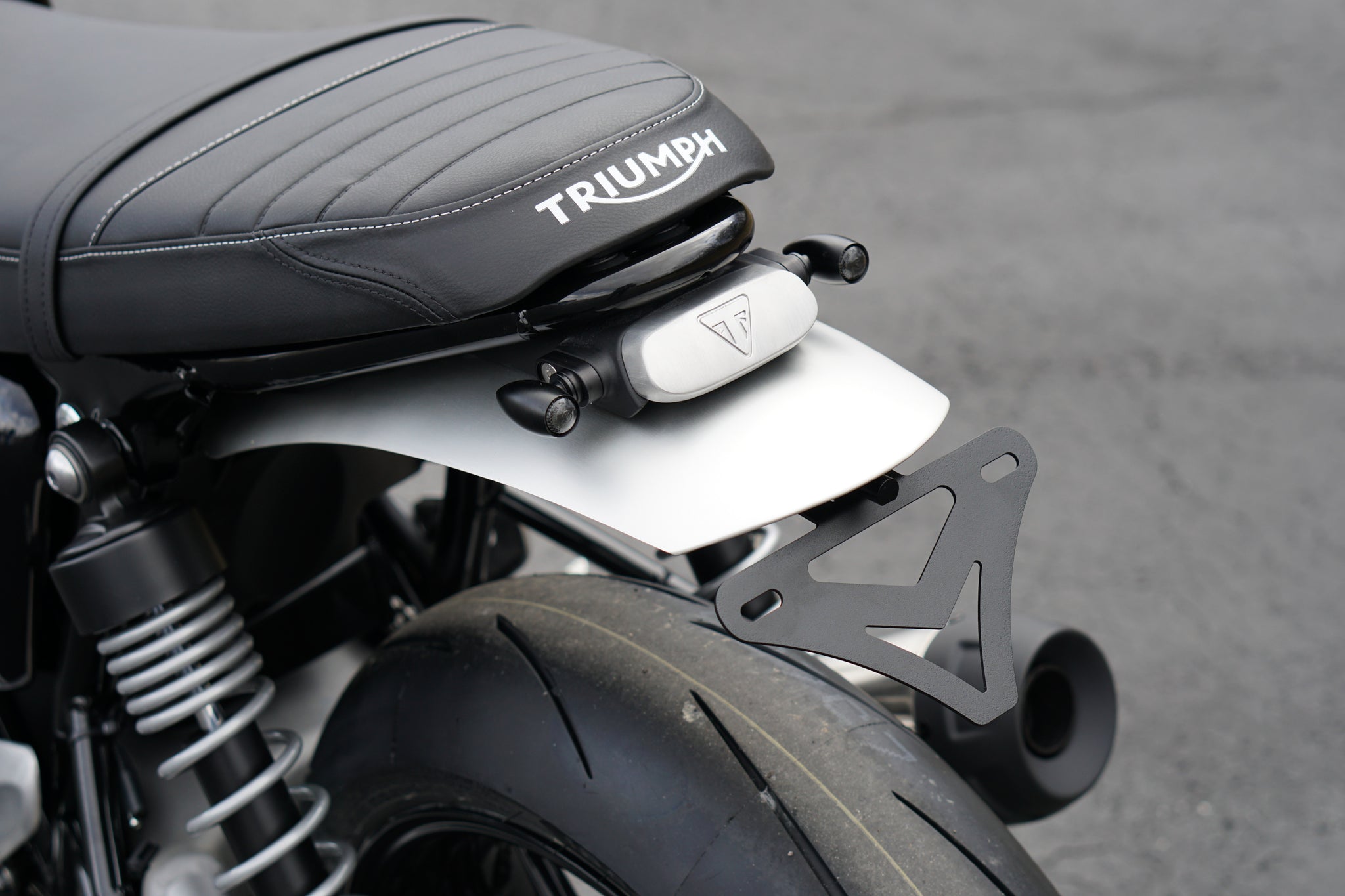 Triumph Speed Twin 1200 Tail Tidy Kit - 2019+ – Brogue Motorcycles