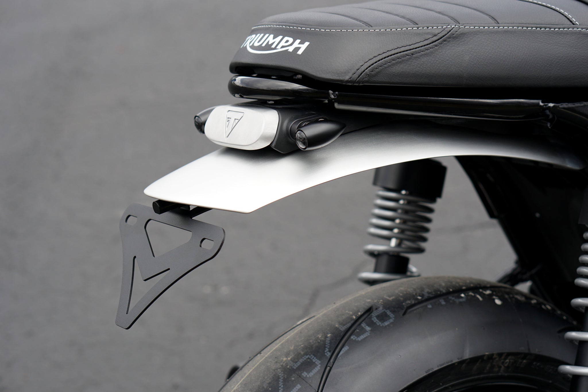 Triumph Speed Twin 1200 Tail Tidy Kit - 2019+ – Brogue Motorcycles