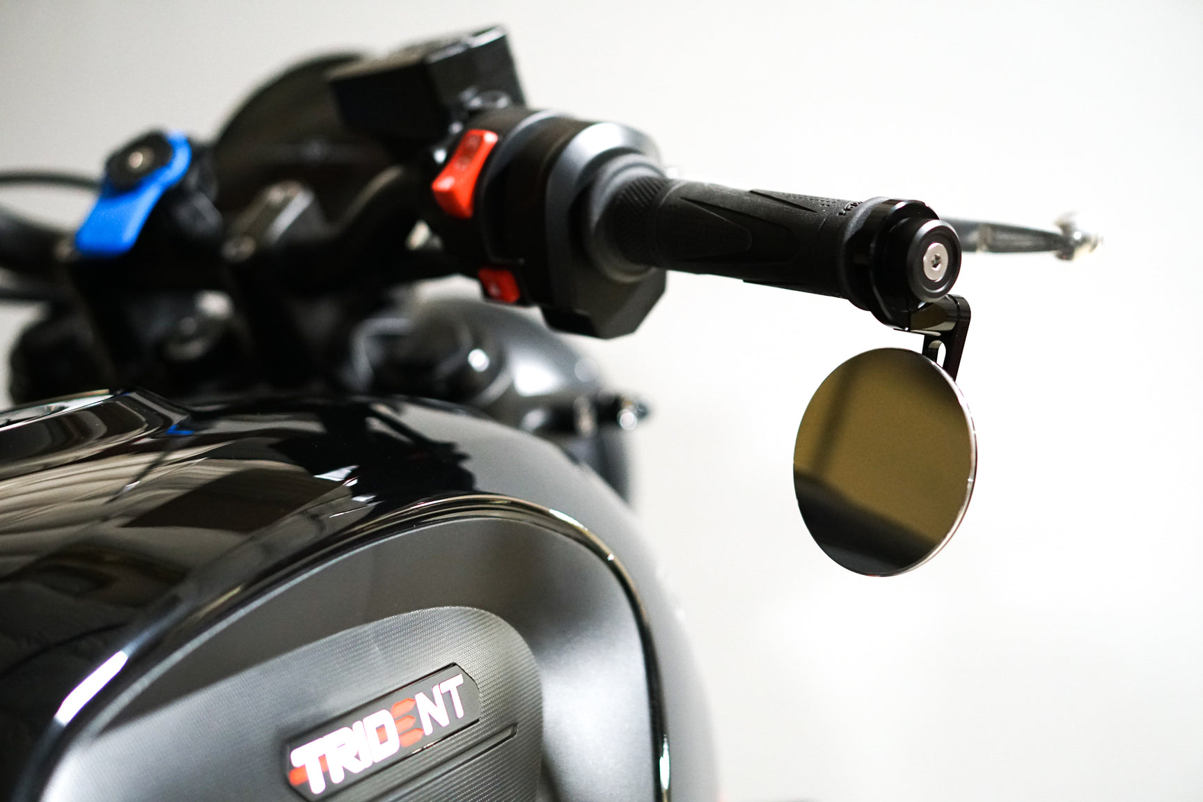 Triumph Bar End Finishers & Mirror Kits - 7/8” Handlebar Triumph Model ...