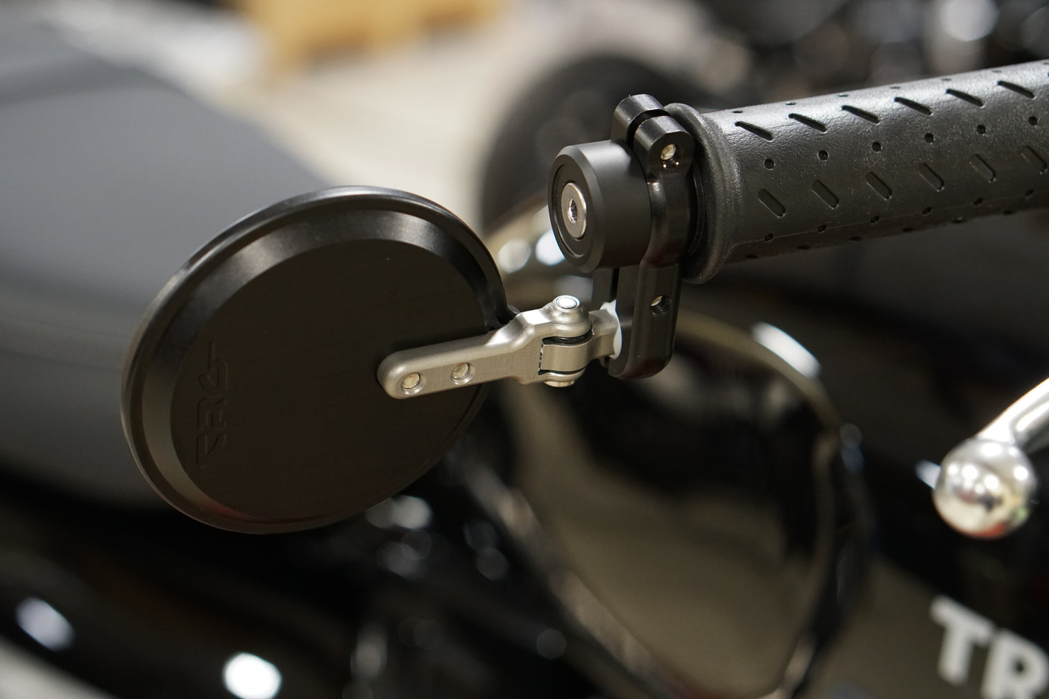 Triumph Bar End Finishers & Mirror Kits - 7/8” Handlebar Triumph Model ...