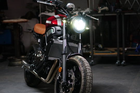 XSR700 7" LED Shallow Bucket Headlight Kit 2022+ – Brogue Motorcycles