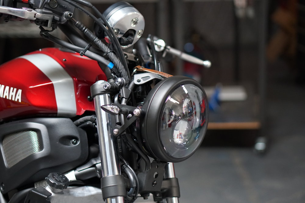 XSR700 7" LED Shallow Bucket Headlight Kit 2022-2025 – Brogue Motorcycles